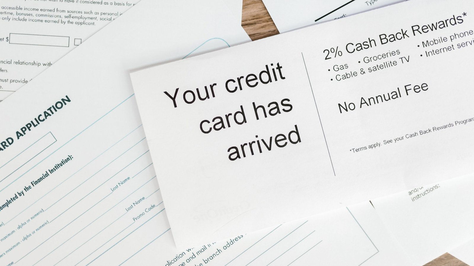 10 smart considerations before choosing a credit card