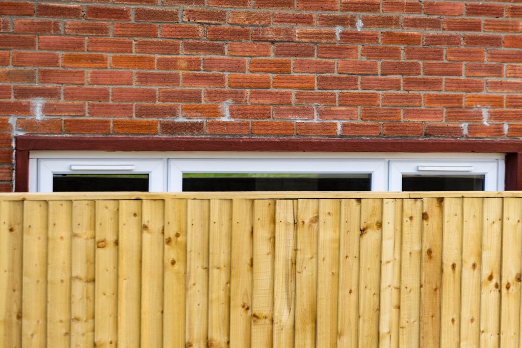 'Stupid' fence that blocked most of living room window is pulled down ...