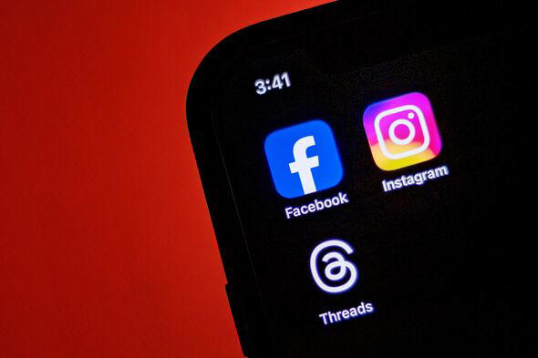 Facebook down: Tens of thousands reports issues - Messenger also impacted