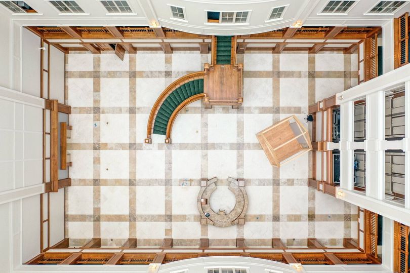 See inside the world's largest basket building that's listed for $8.5 ...