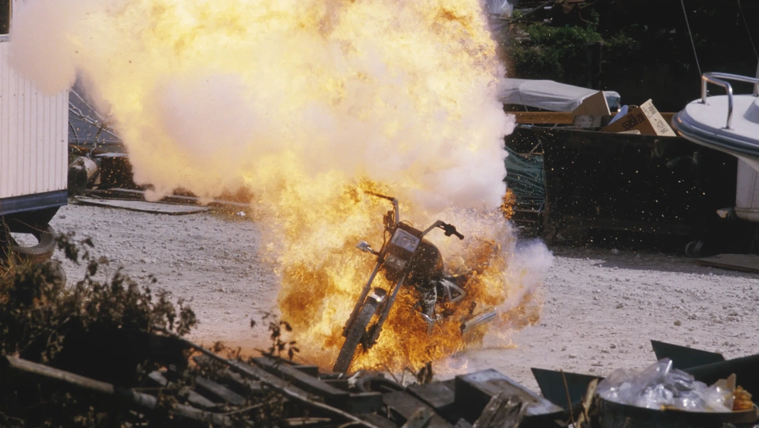 23 movie tropes that don’t work in real life