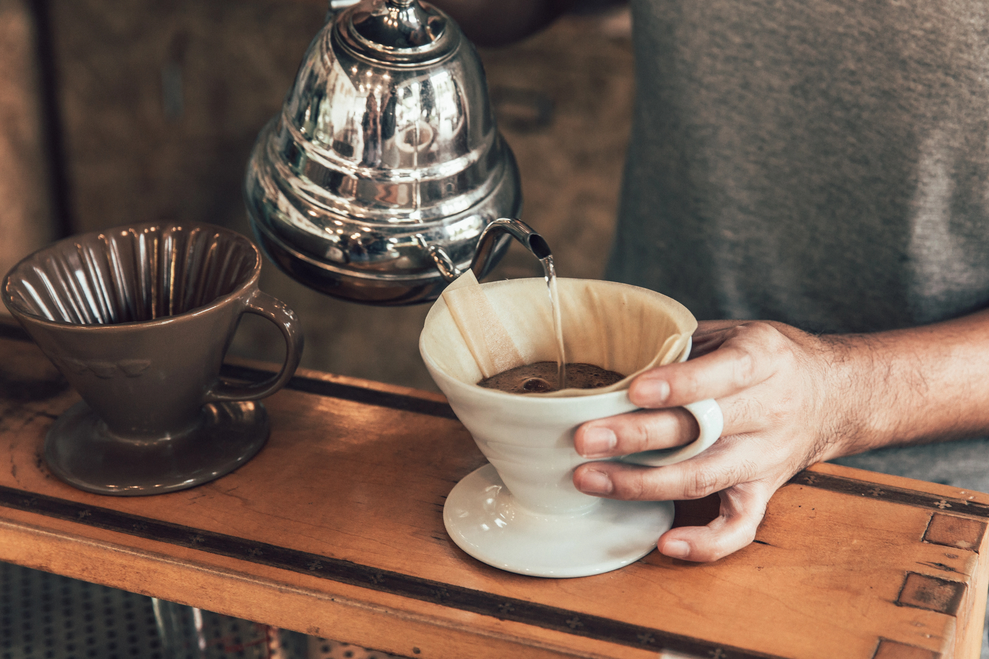 15 steps to create a budget-friendly retro coffee bar at home
