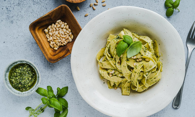 This is how to enjoy pesto without ruining your diet, and the best (and ...