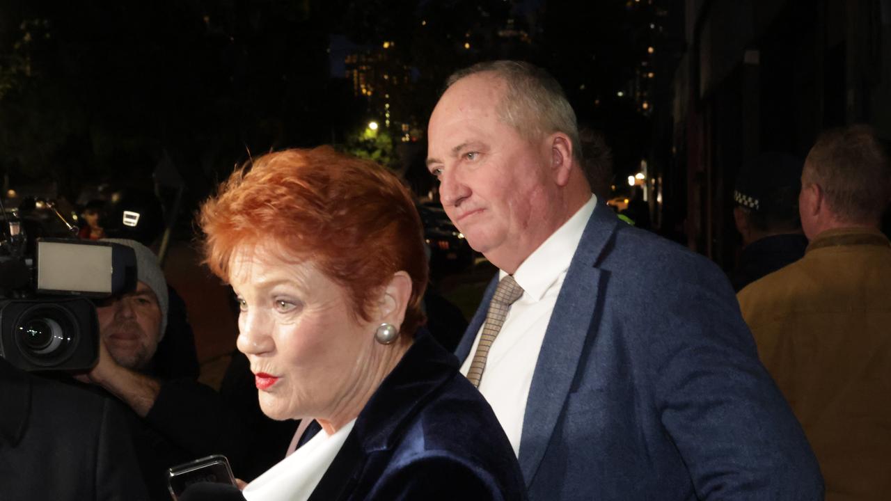 Defiant Pauline goes ahead with fundraiser