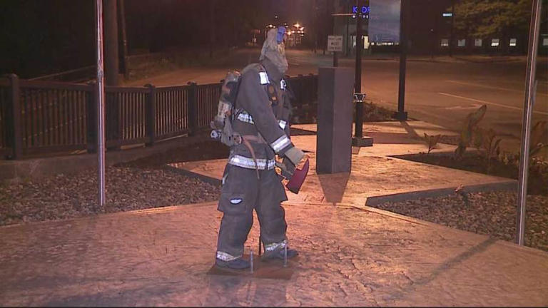 Pieces stolen from Youngstown firefighter memorial: Police