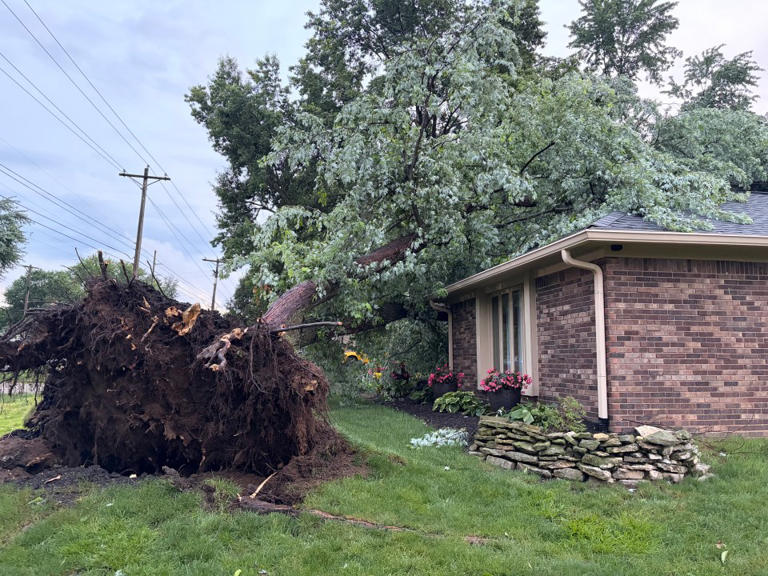 NWS: EF-1 tornado impacted Johnson, Shelby counties
