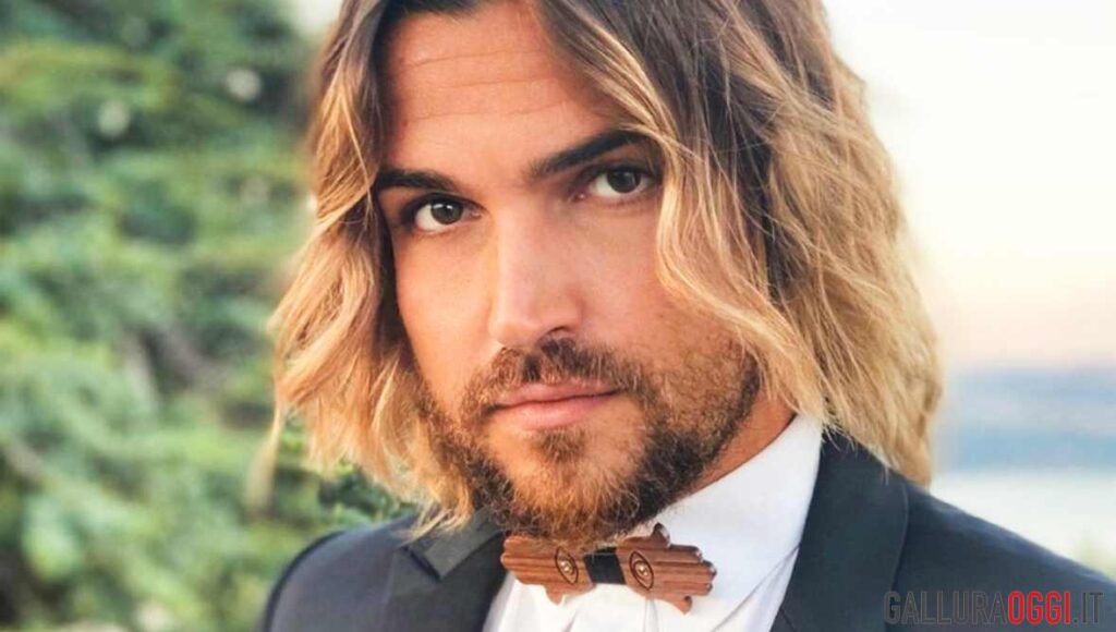 Valerio Scanu contro Mediaset: "Mi hanno messo nella blacklist peggio ...