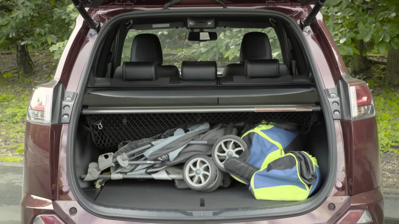 How to open your trunk, even with a dead car battery