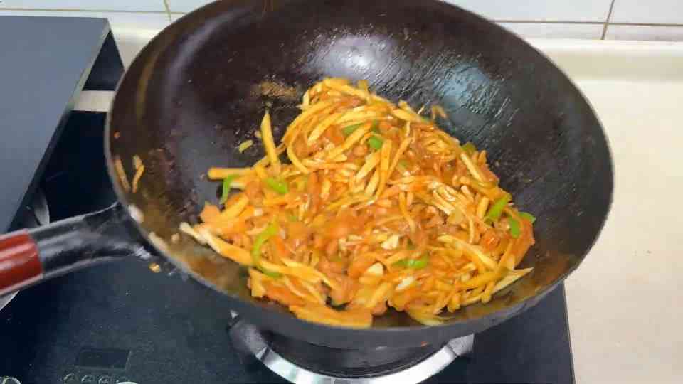 How one hot wok transformed two simple stir-fries