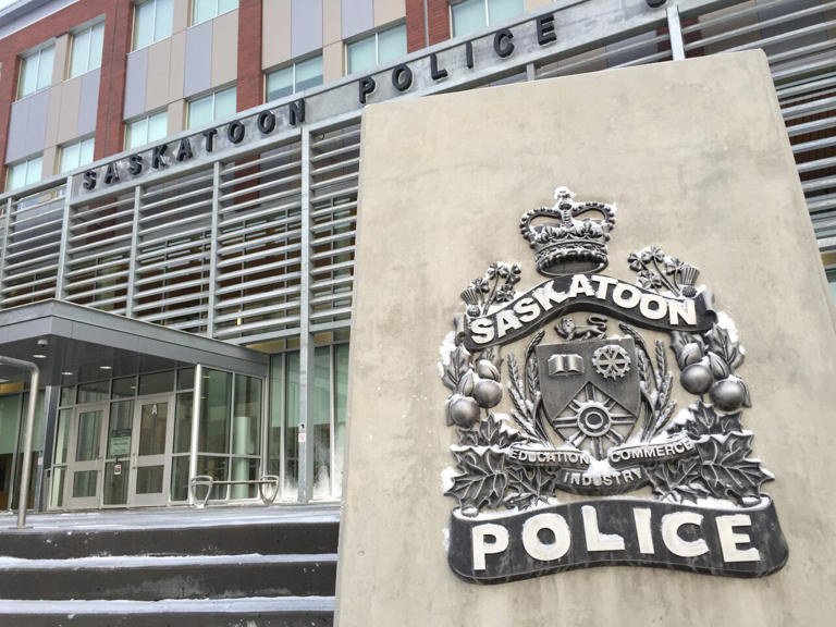 Saskatoon police salaries soar in highest-paid brackets