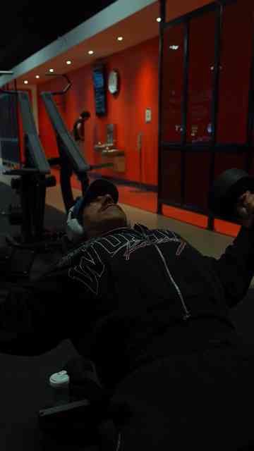 Chest & back heavy lift session