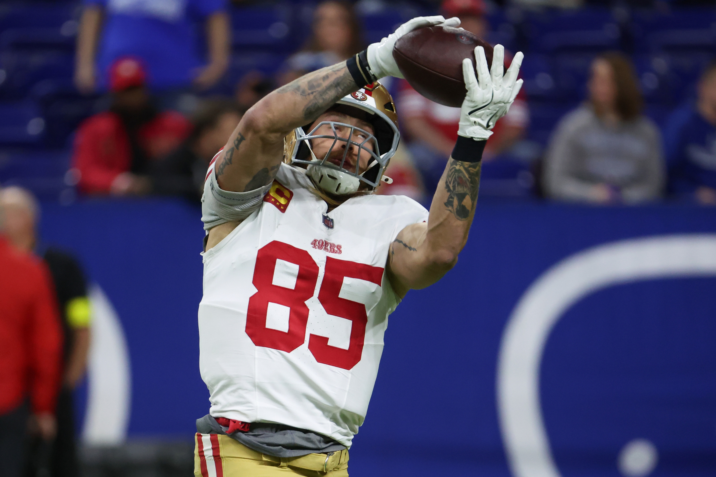 49ers' George Kittle sends messages to NFL about Kyle Shanahan, Mac Jones