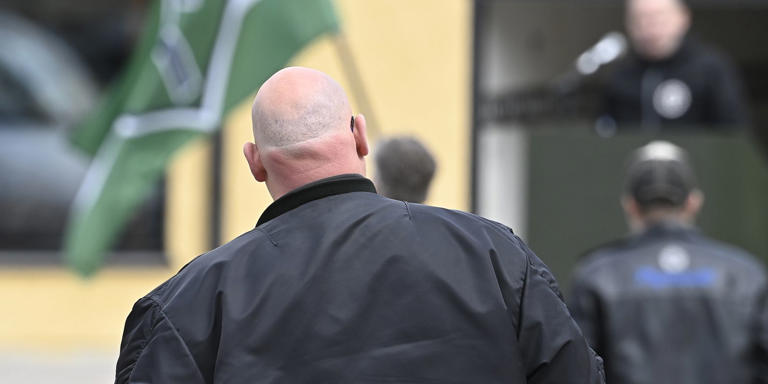 Student hängdes ut av Alinia – attackerades av NMR