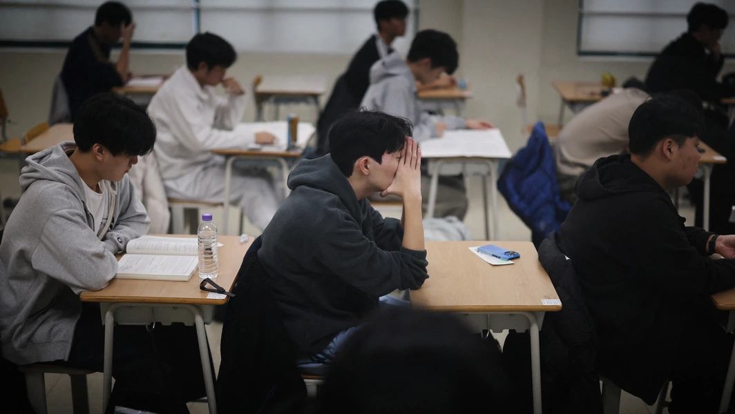 Why students fail despite clear exam advantages