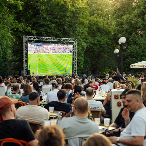 11+1 hely Budapesten, ahol közösen nézhetjük a 2026-os futball ...