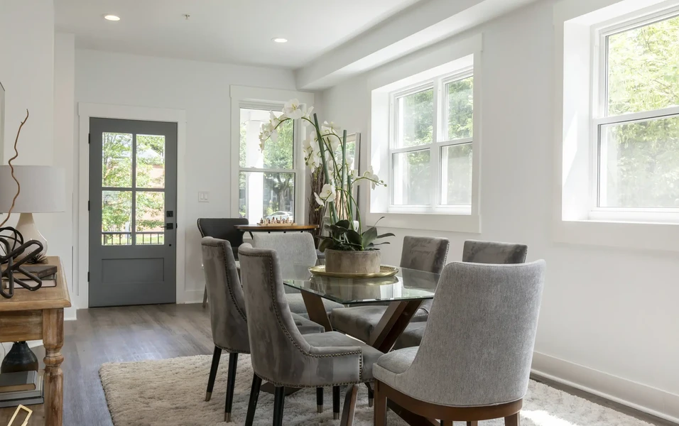 Designers share 2026 tips for maximizing small dining spaces