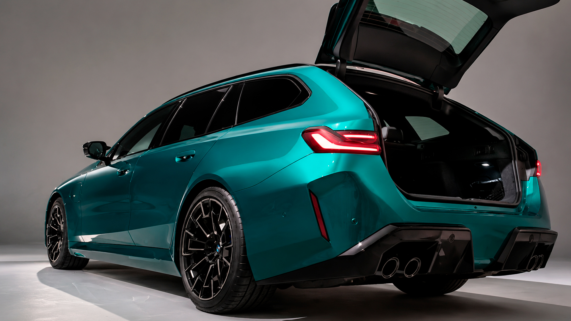 BMW M5 Touring Hybrid – is this too much power?