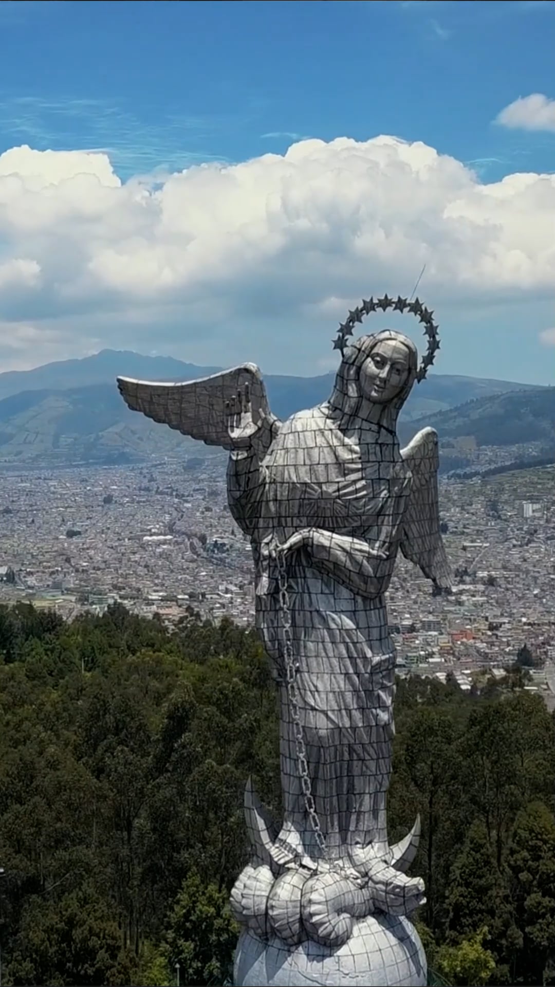 Quito, Ecuador: Drone journey over America's preserved beauty