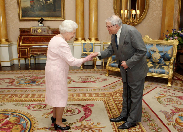 Sir Keir Starmer leads tributes to 'titan' David Hockney after his ...