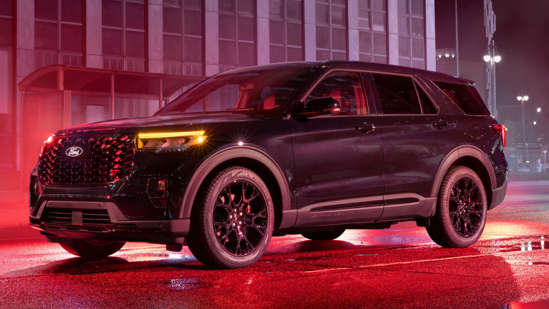 2027 Ford Explorer ST goes dark with new sinister package