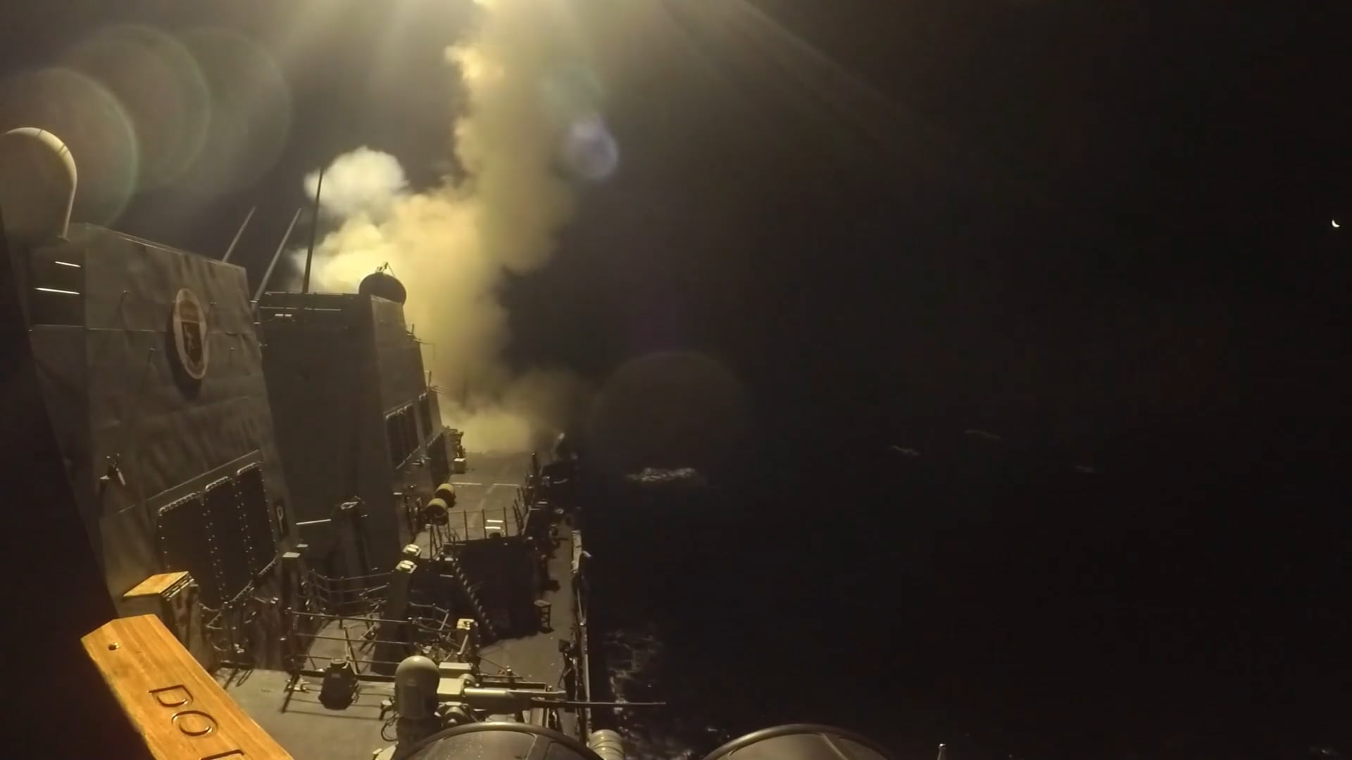 US Navy destroyer fires Tomahawk missiles at Iranian targets
