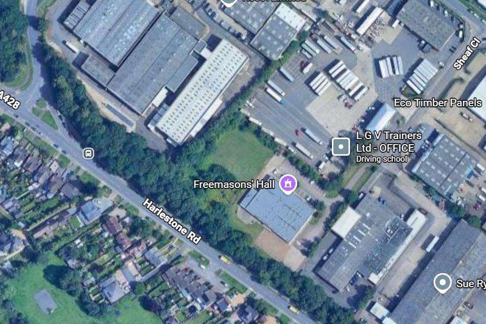Plans to build 20 'high-quality' flats on land next to Freemasons club ...