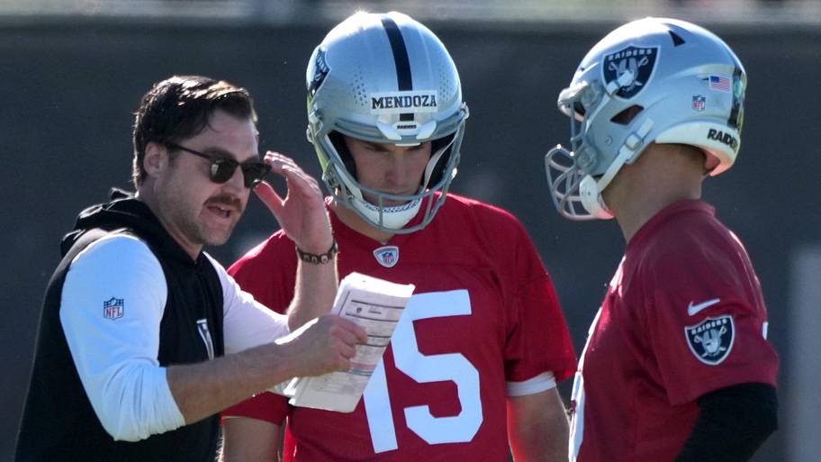 Kirk Cousins 'learning' with Raiders’ quarterback room