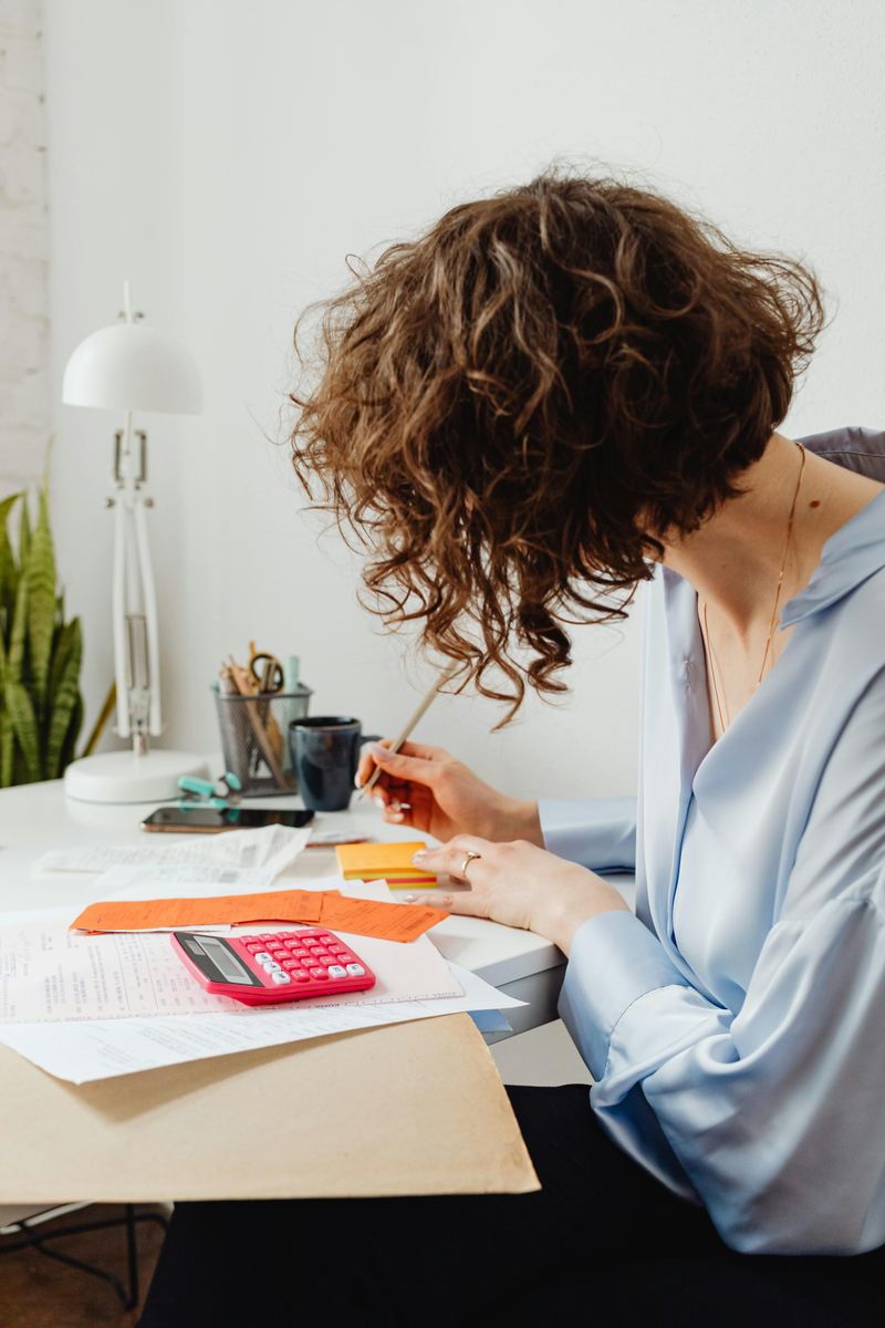 People who always seem financially comfortable follow these 16 quiet rules