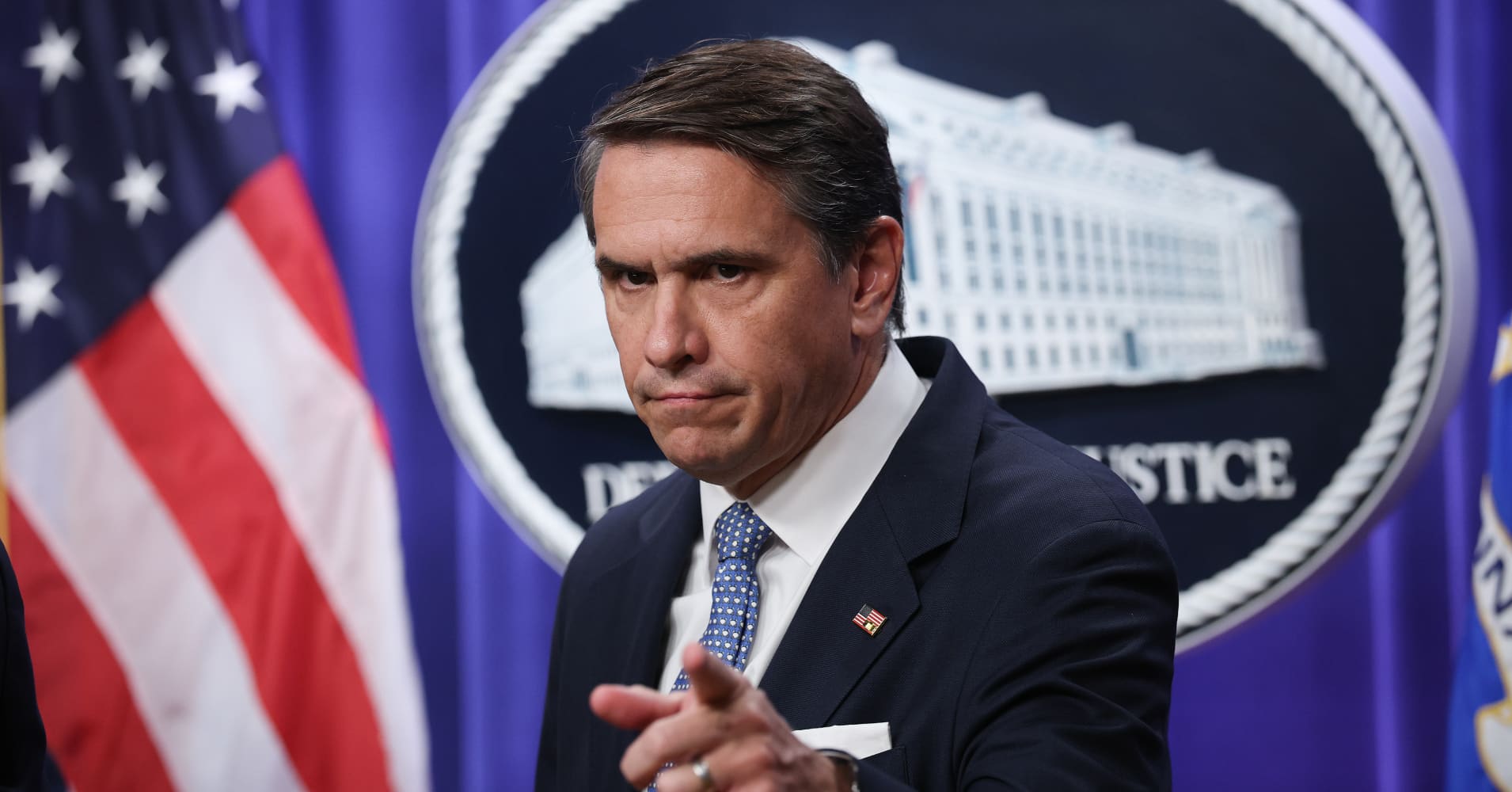 Judge blocks DOJ 'anti-weaponization' fund for longer, wants guarantee ...