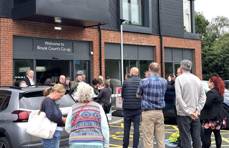 Ashford’s fifth Co-op opens at Conningbrook Park development in Kennington