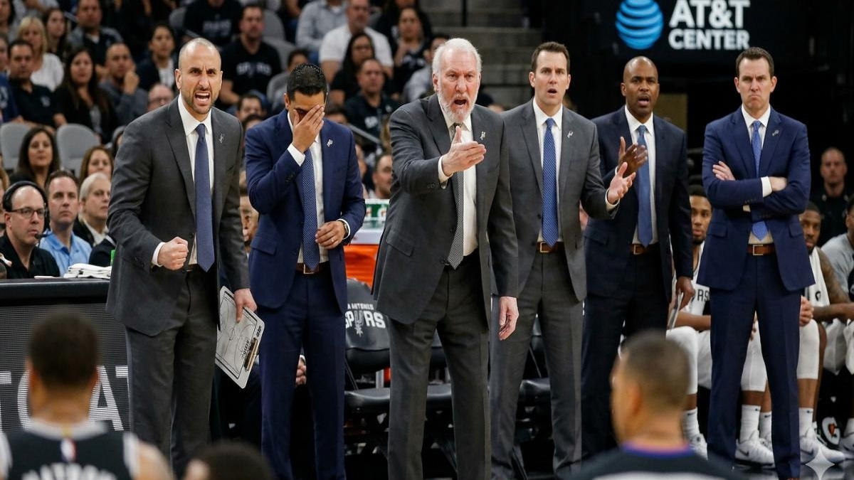 Carmelo Anthony blasts Spurs coaching decision after historic NBA ...