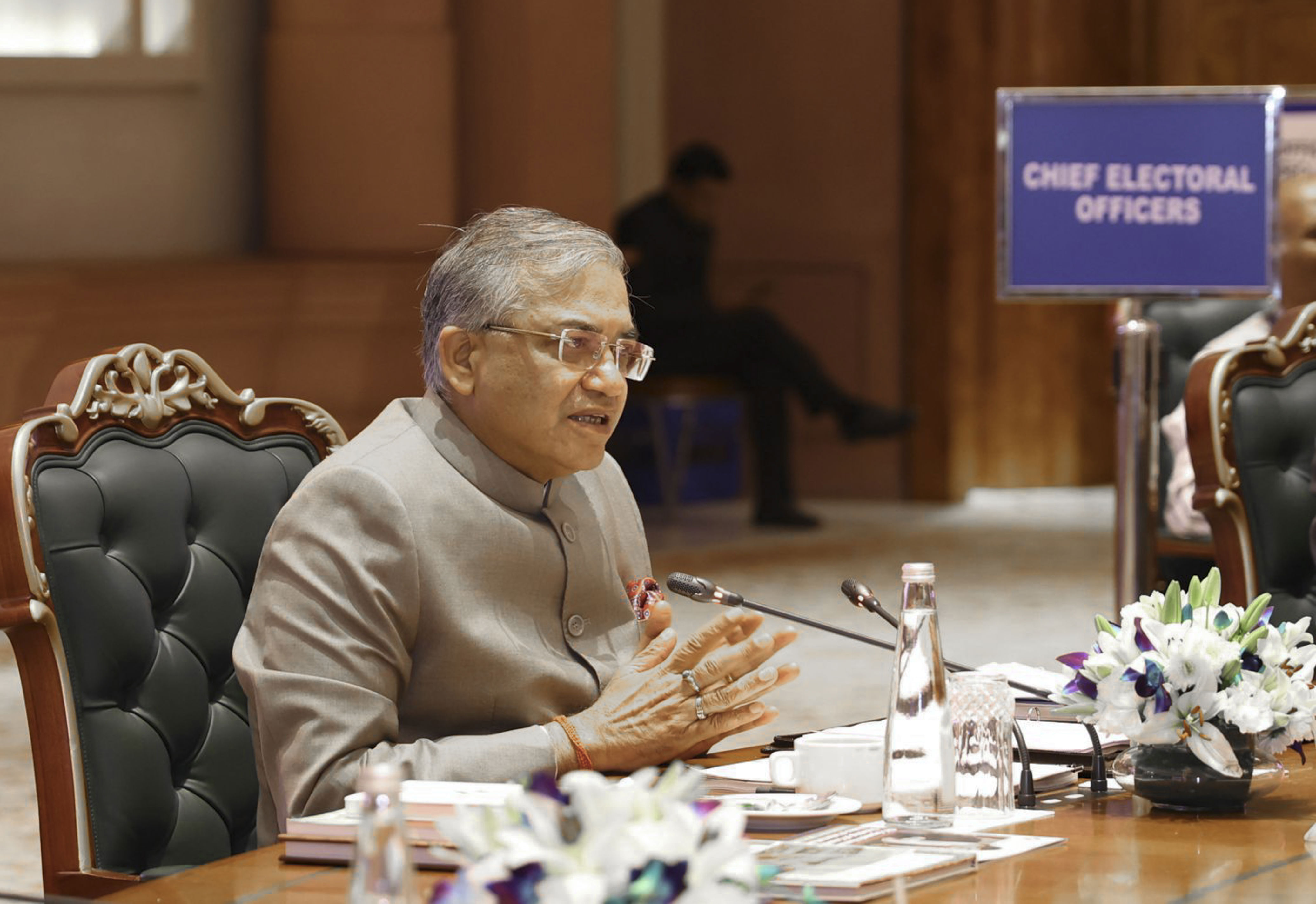 Communication from EC should be simple, factual: CEC to media officers