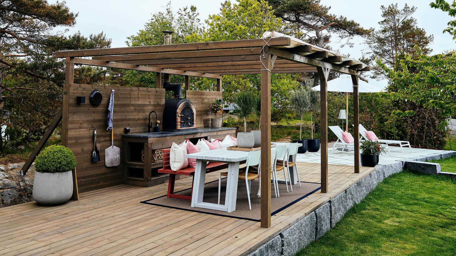 Chic outdoor kitchen ideas