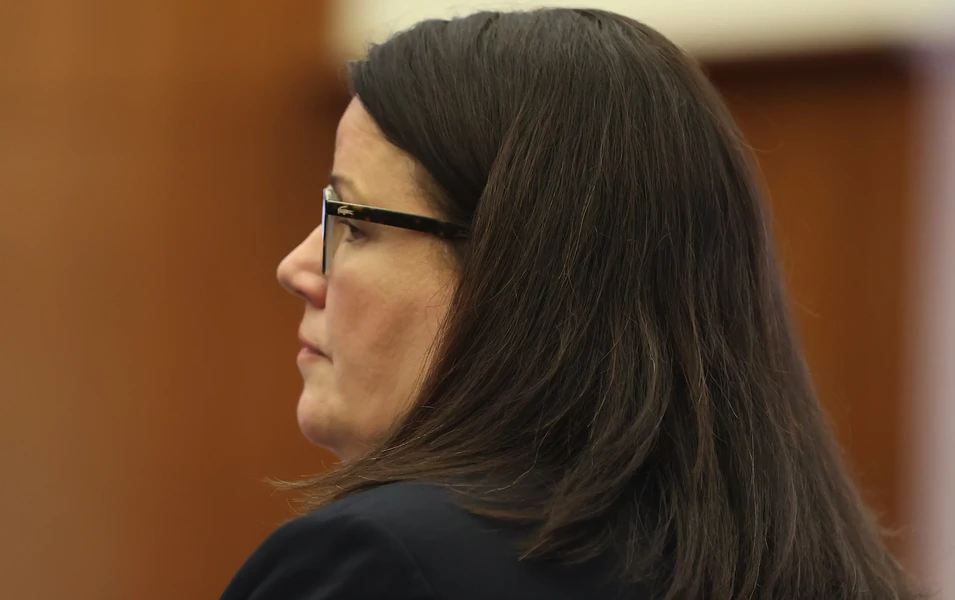 Prosecutors cite 911 call as key in Clancy murder trial