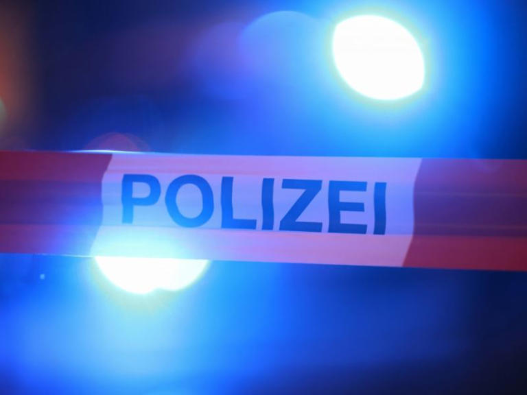 Polizeieinsatz Berlin-Lichtenberg, 12.06.2026: Mutmaßliche Angreifer ...