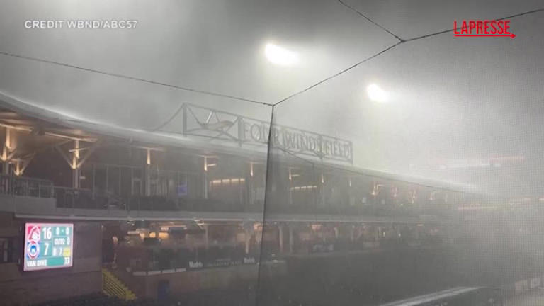 USA, devastante tornado sull'Indiana: allagamenti con abitazioni ...