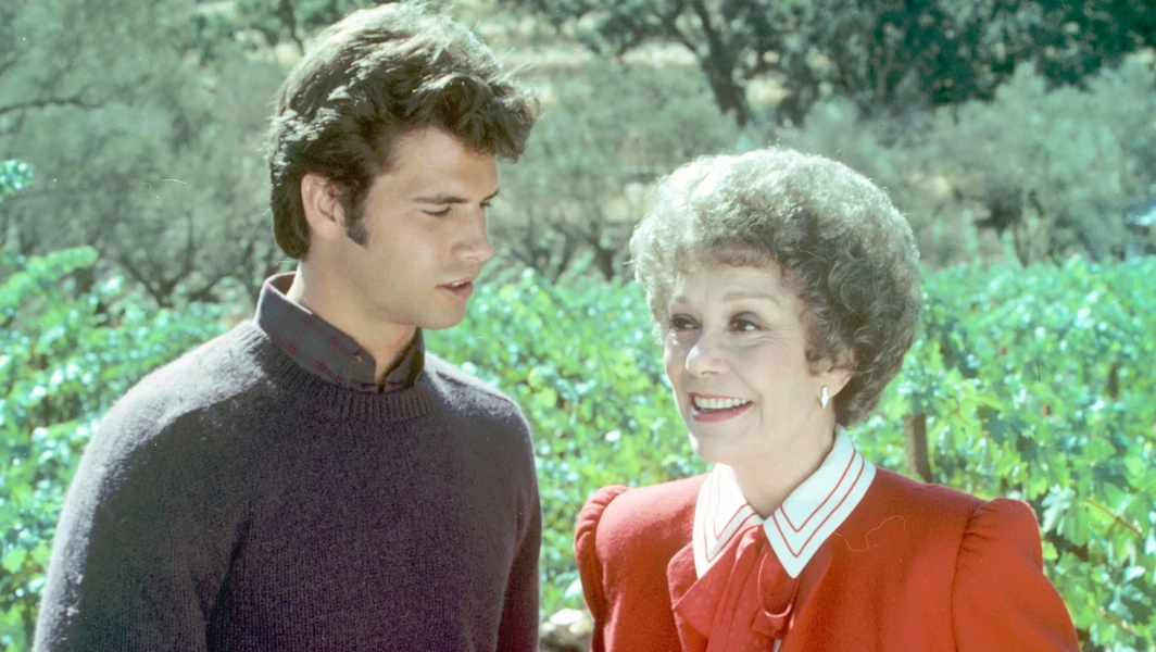 6 Falcon Crest stars: past and present