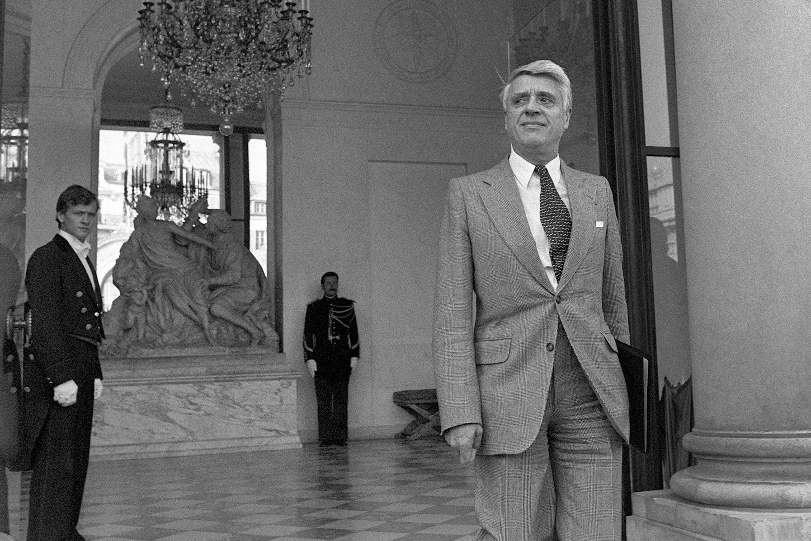 Affaire Robert Boulin : le pôle « cold cases » de Nanterre rouvre l ...
