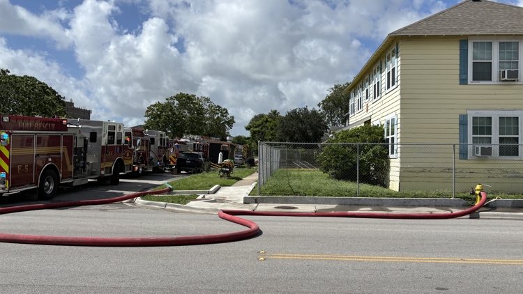 Firefighters extinguish building fire near 10th Street and Morgan ...