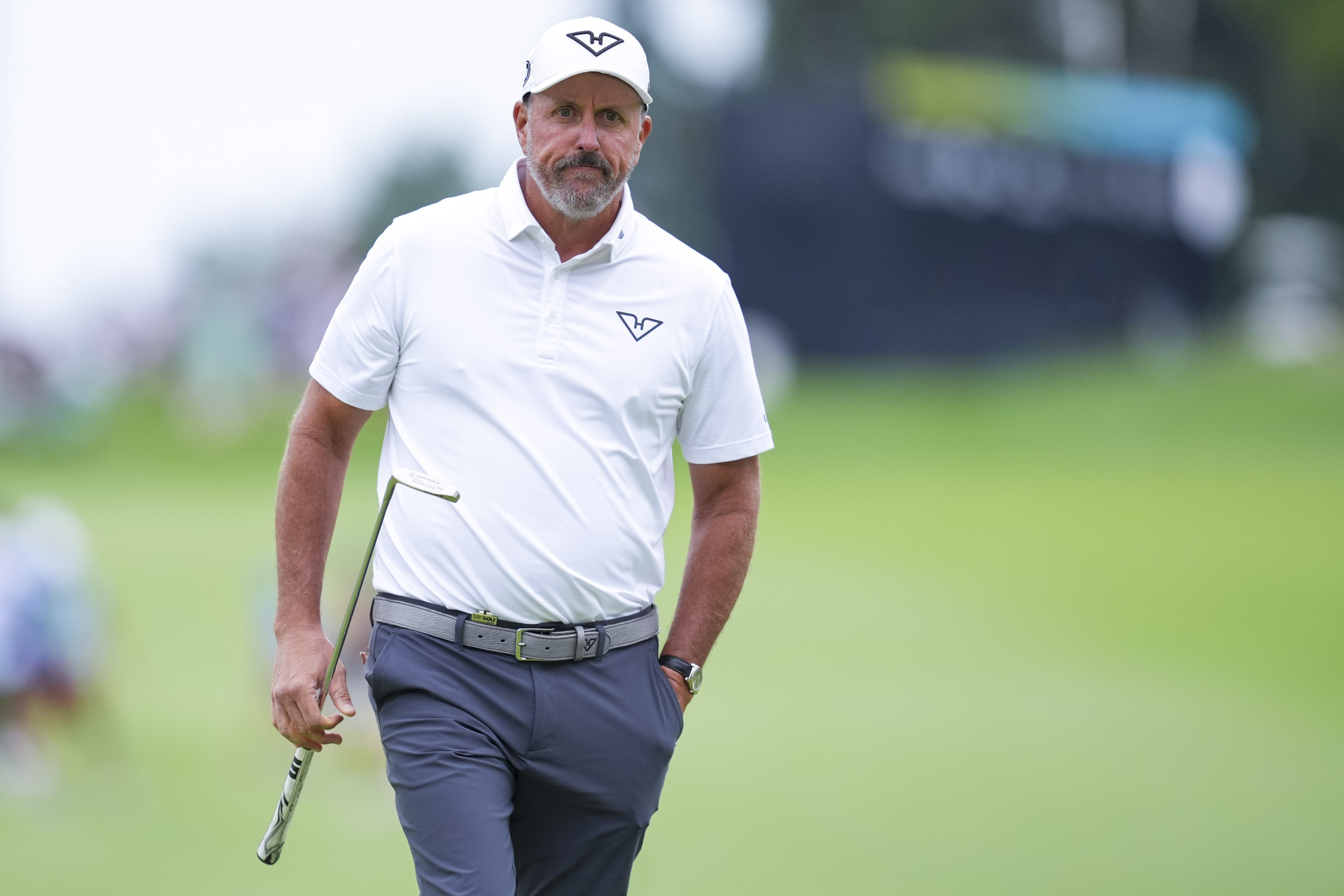 Phil Mickelson banned from golf club after misconduct allegation