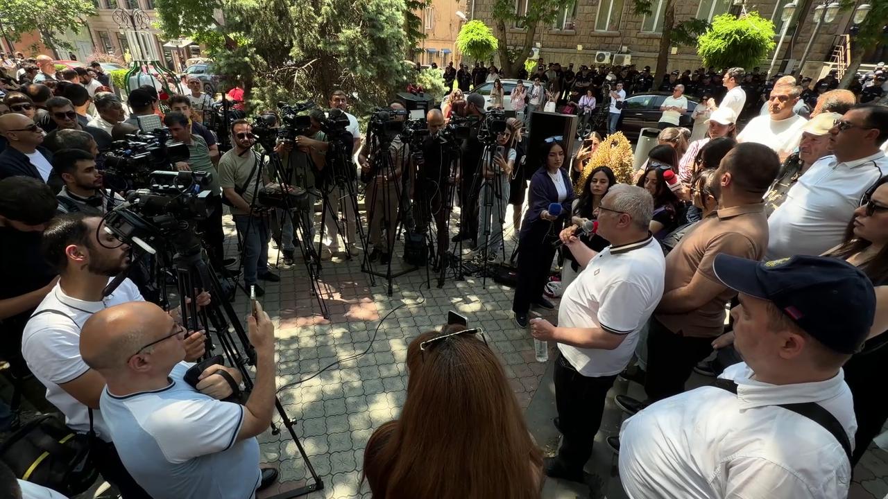 Armenia: Prosperous Armenia rallies in Yerevan - 70963523