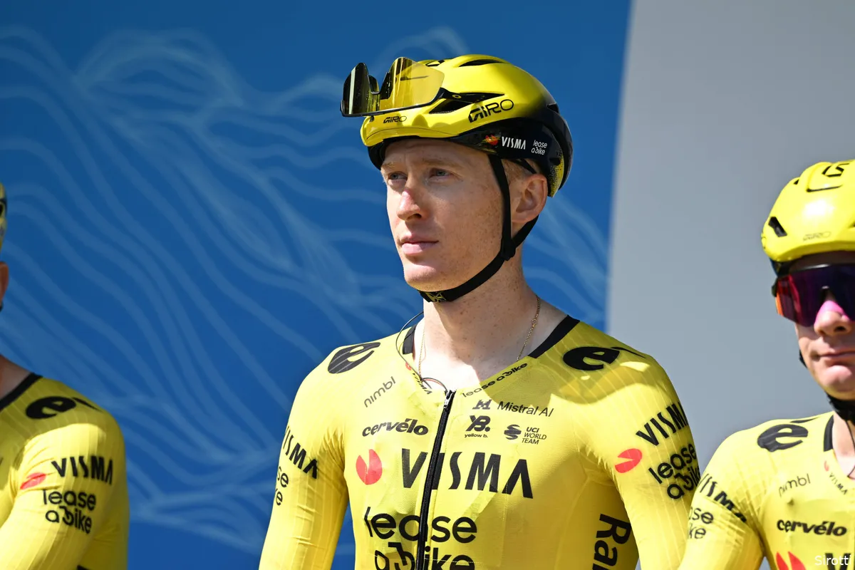 Matteo Jorgenson shaken after seeing Oscar Onley fly over the guardrail ...