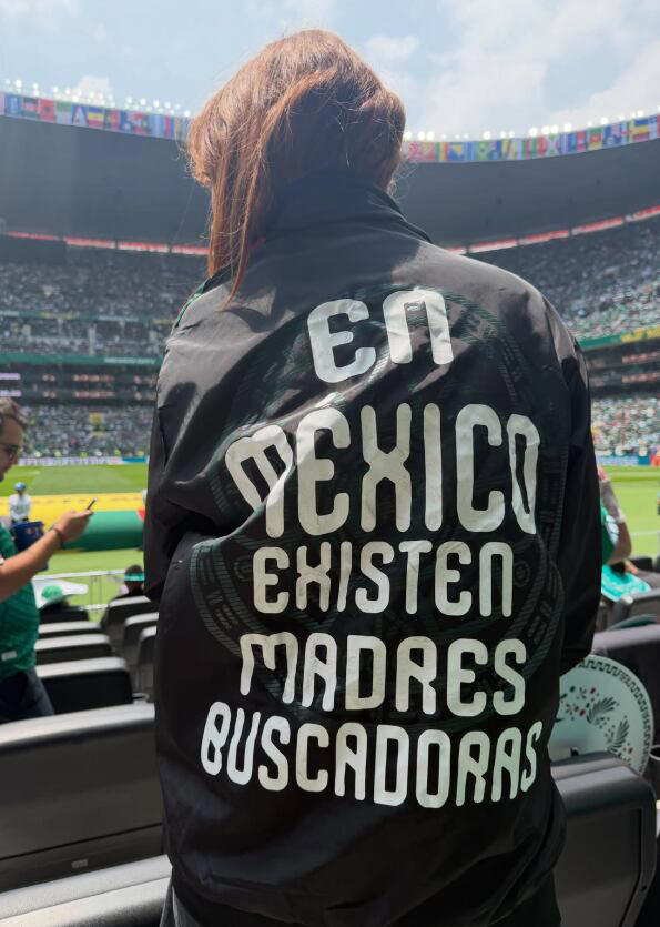 Regina Blandón divide opiniones por llevar un mensaje a la inauguración ...