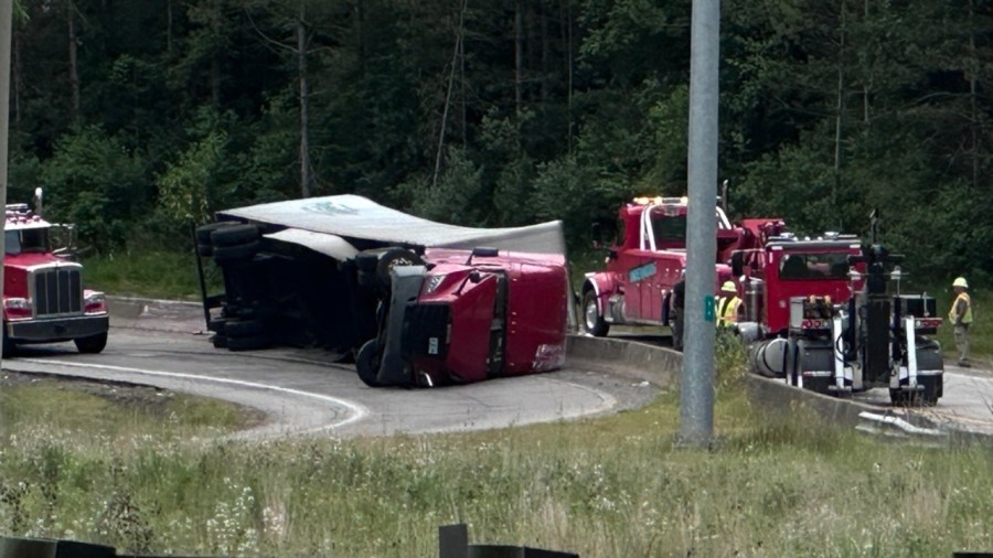 Semi rollover closes I-680 exit ramp