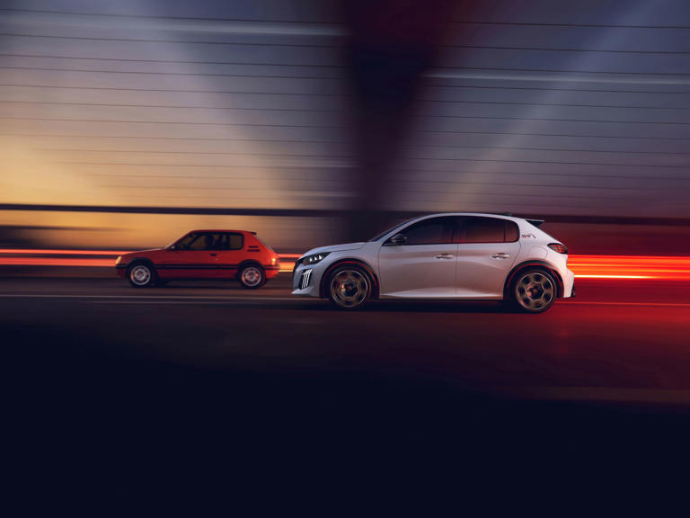 Nowy Peugeot 208 GTi ma literę E, silnik M4+ i 281 KM. Pierwsza setka w ...