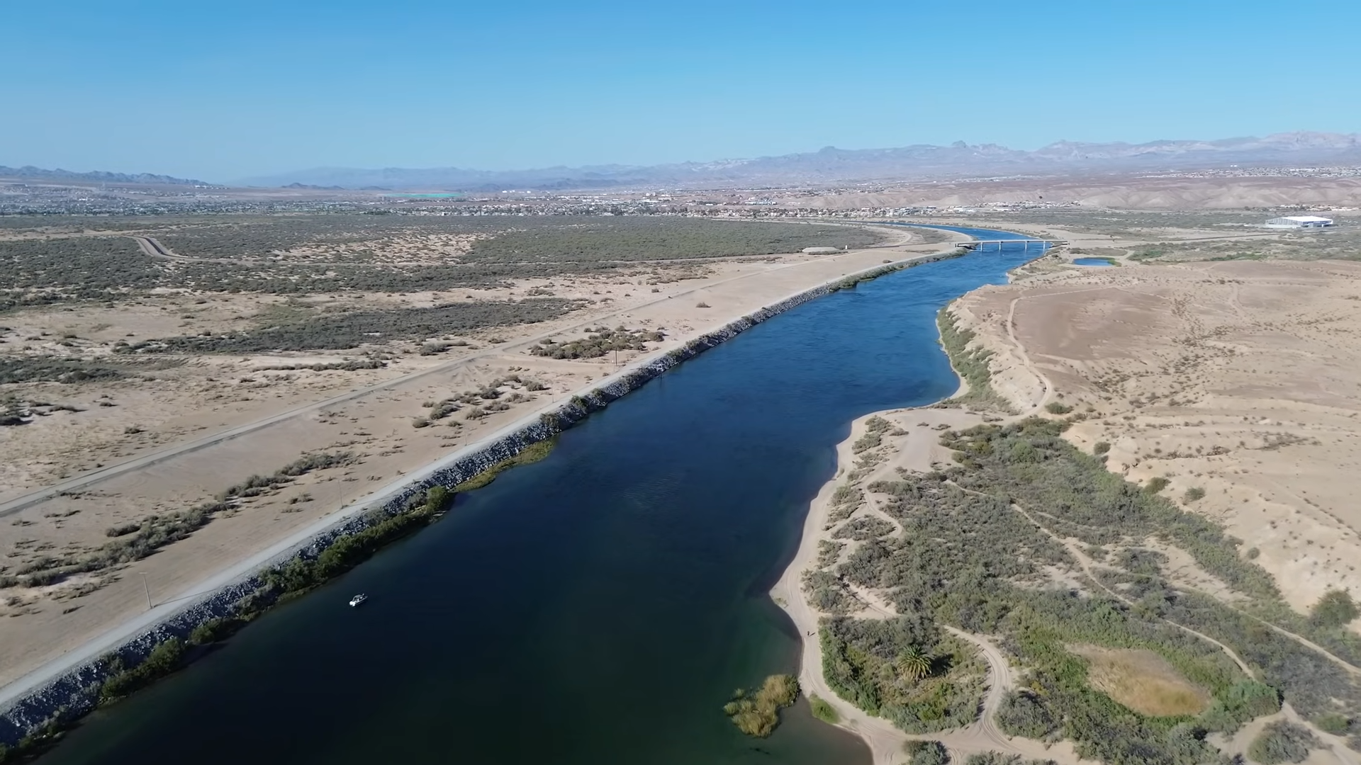 Travelers needed to cross the Colorado River - then a violent clash ...