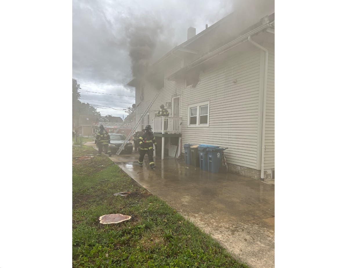Residential building catches fire, displacing 3 residents: AFD