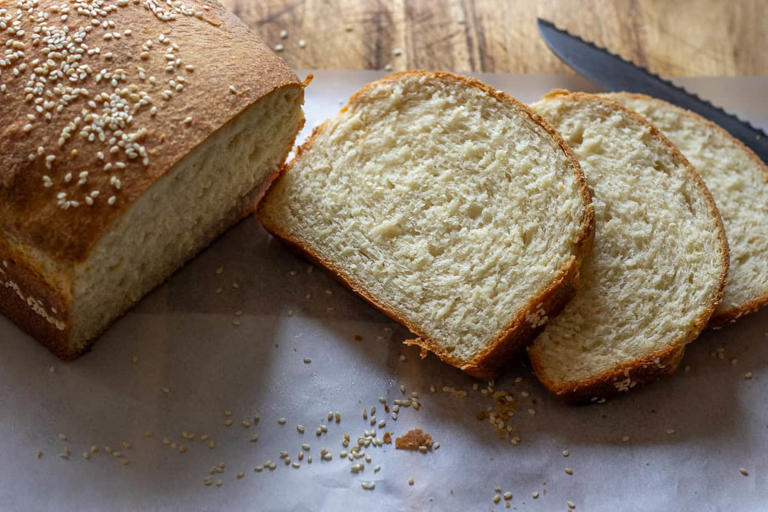 Greek bread - Horiatiko psomi