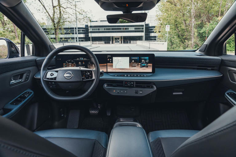 Take a peek inside the 2026 Nissan Leaf Platinum+