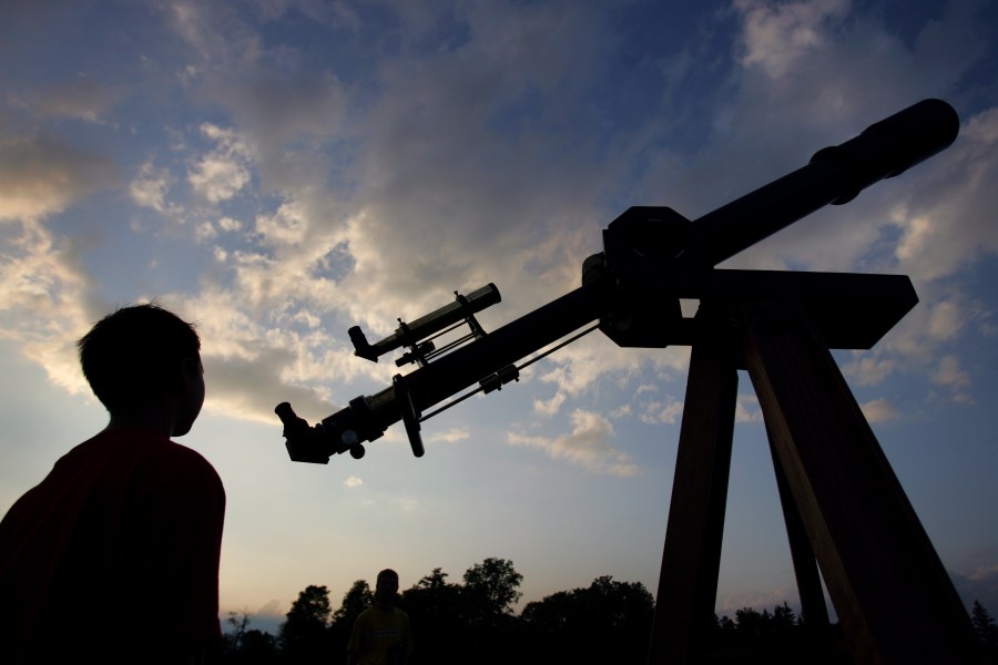 How to navigate, skywatch Texas’s dark skies